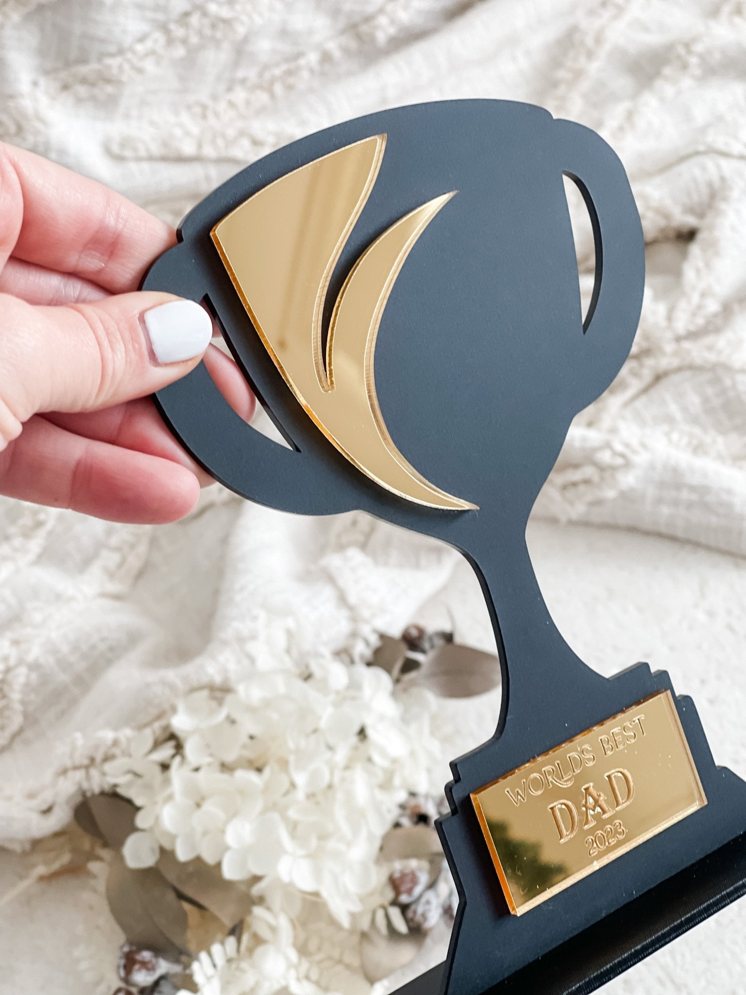 World’s Best Dad Trophy – The Humble Gift Co.